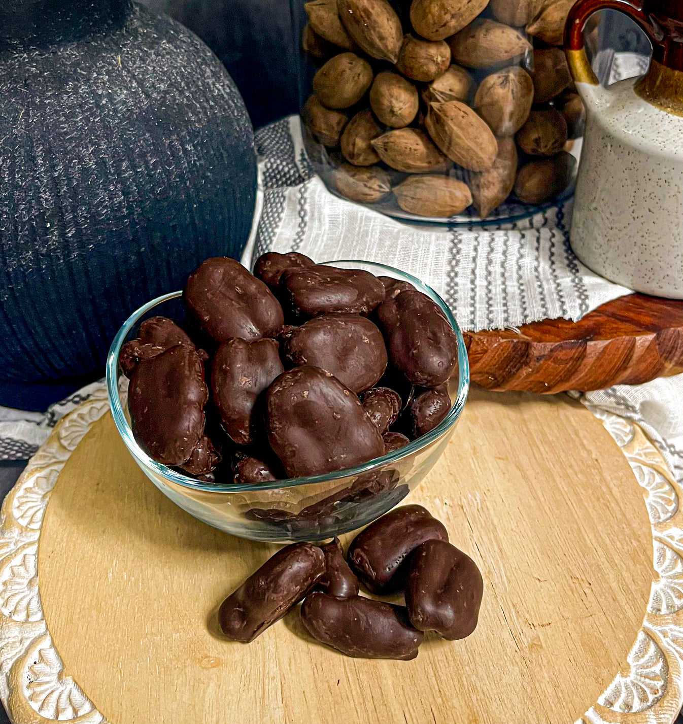 1lb Dark Chocolate Covered Pecans – Miller Pecan Company